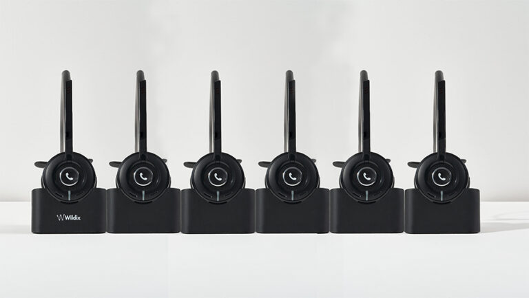 x-hoppers: Team Communication Headsets for Retail | Wildix